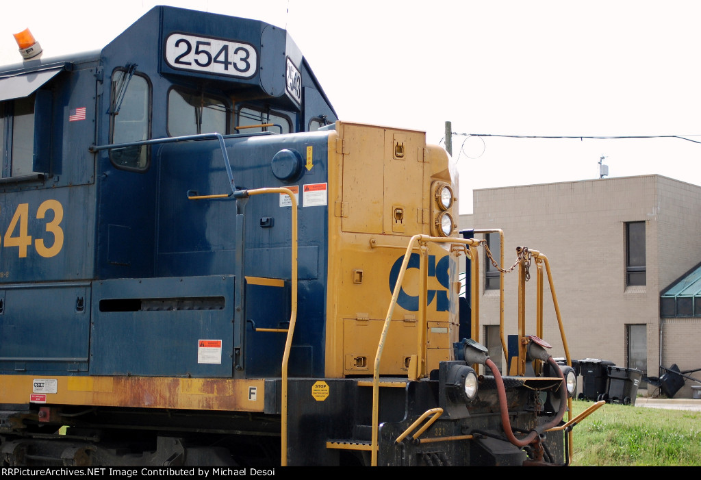 CSX GP-38-2 # 2543 in the yard. Anyone know the function of the box on the short hood?